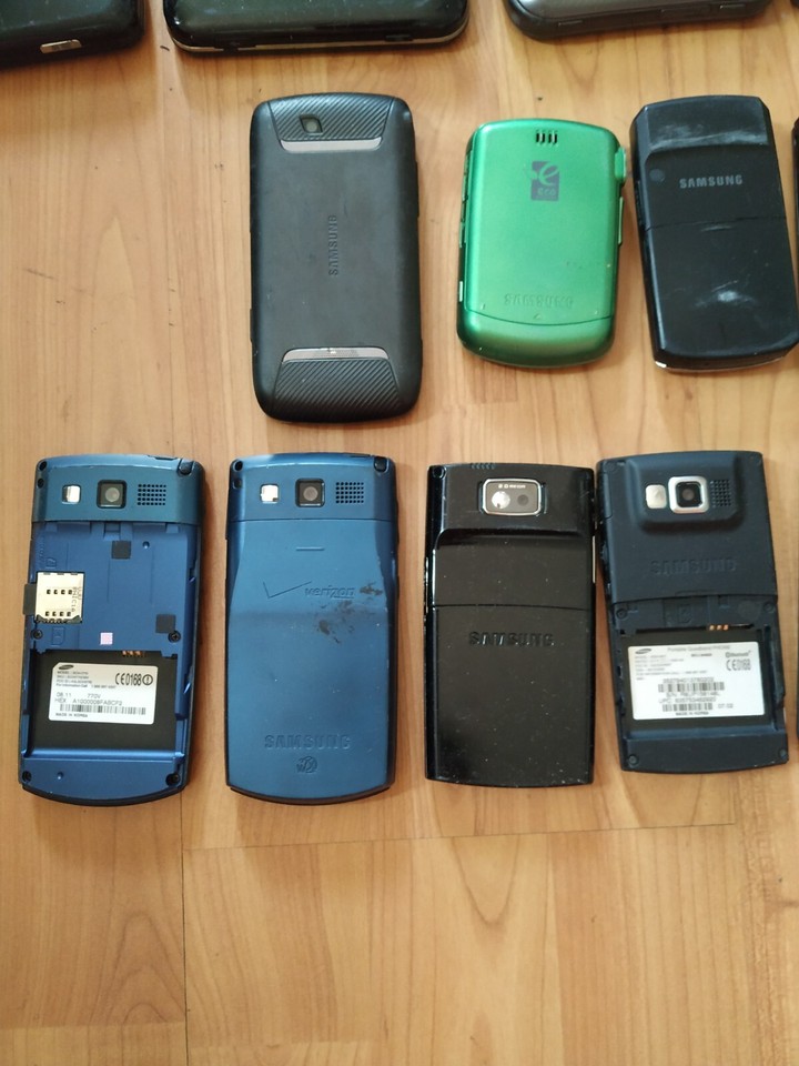 Lot of 26 Hybrid model Vintage Samsung SGH-I607 / SCH-I770 and other ...