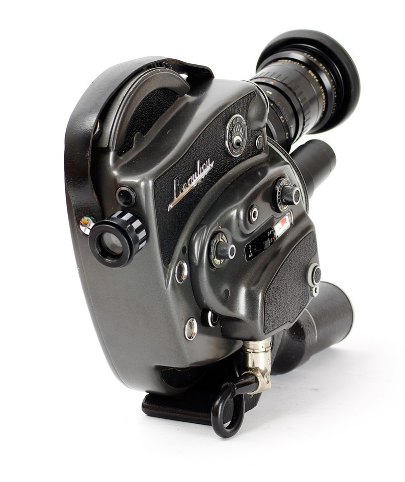 Beaulieu R16 16mm Movie Camera with Angenieux Zoom Type 4x17B 2.2/17 ...
