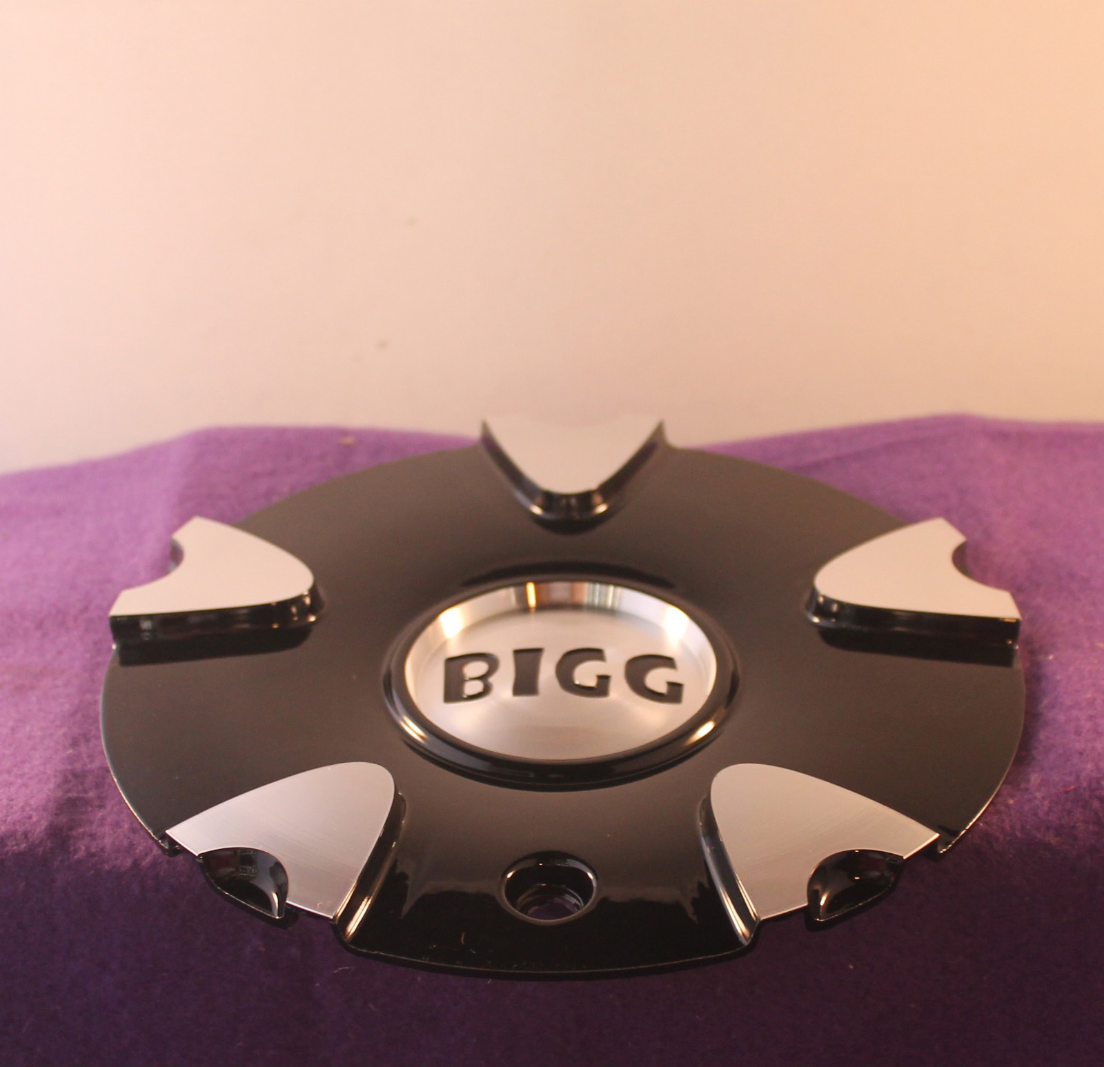 BIGG Black and Silver Wheel Center Cap (1) pn: PD-CAPSX-95174-AL ...