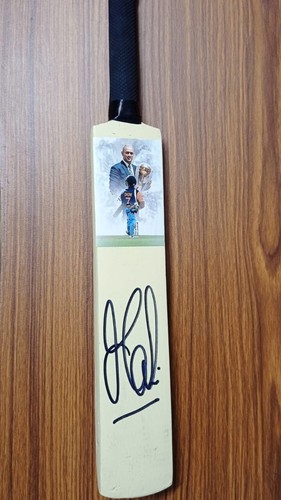 Indian Autograph of MS Dhoni - signed mini bat India cricket World Cup ...