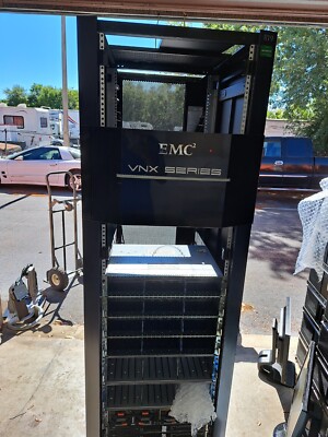 EMC2 VNX SERIES E242543 100-888-138 40U STORAGE ARRAY RACK CABINET. PLS ...