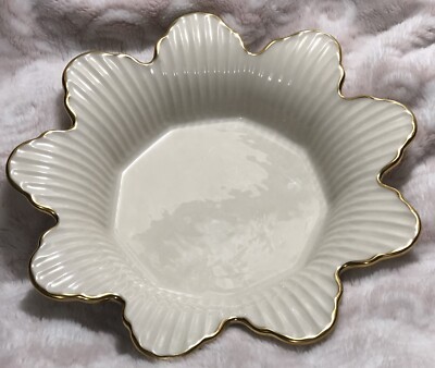 LENOX Meridian Collection Fine Porcelain 8" Petal Candy Dish Gold Edge ...