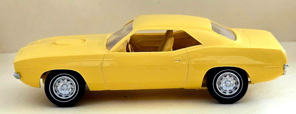 1970 Plymouth HEMI Cuda Lemon Twist Yellow MPC Dealer Promo Model Car ...
