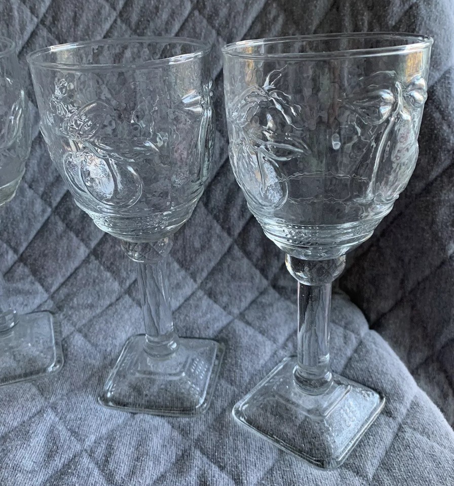 TALL EMBOSSED FRUIT 4 CLEAR GLASS PEDESTAL GOBLETS WATER WINE SQUARE ...