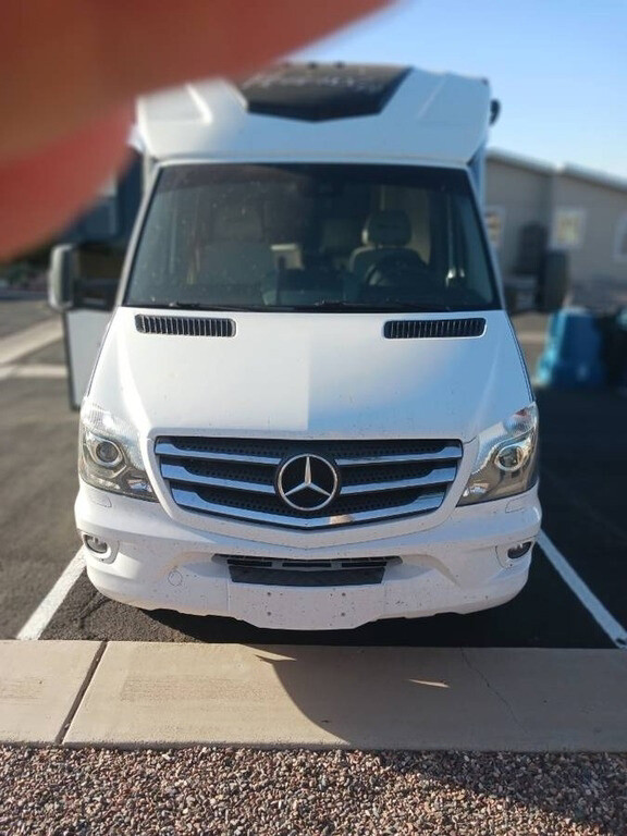 2019 Regency Brougham 25ft Class C Motorhome 3.0L Diesel 18,000 Miles ...
