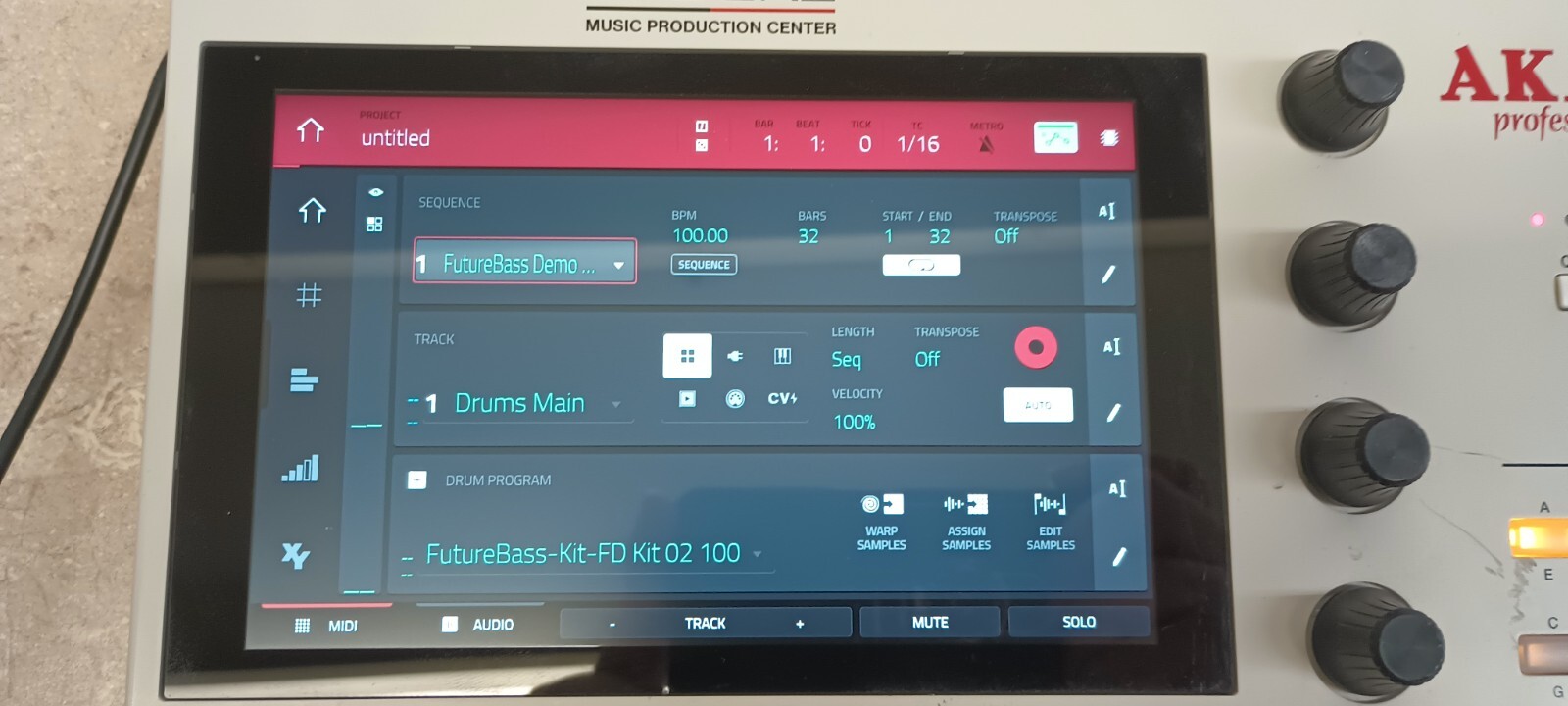 AKAI professional MPC ONE Retro Edition Standalone Music Production ...