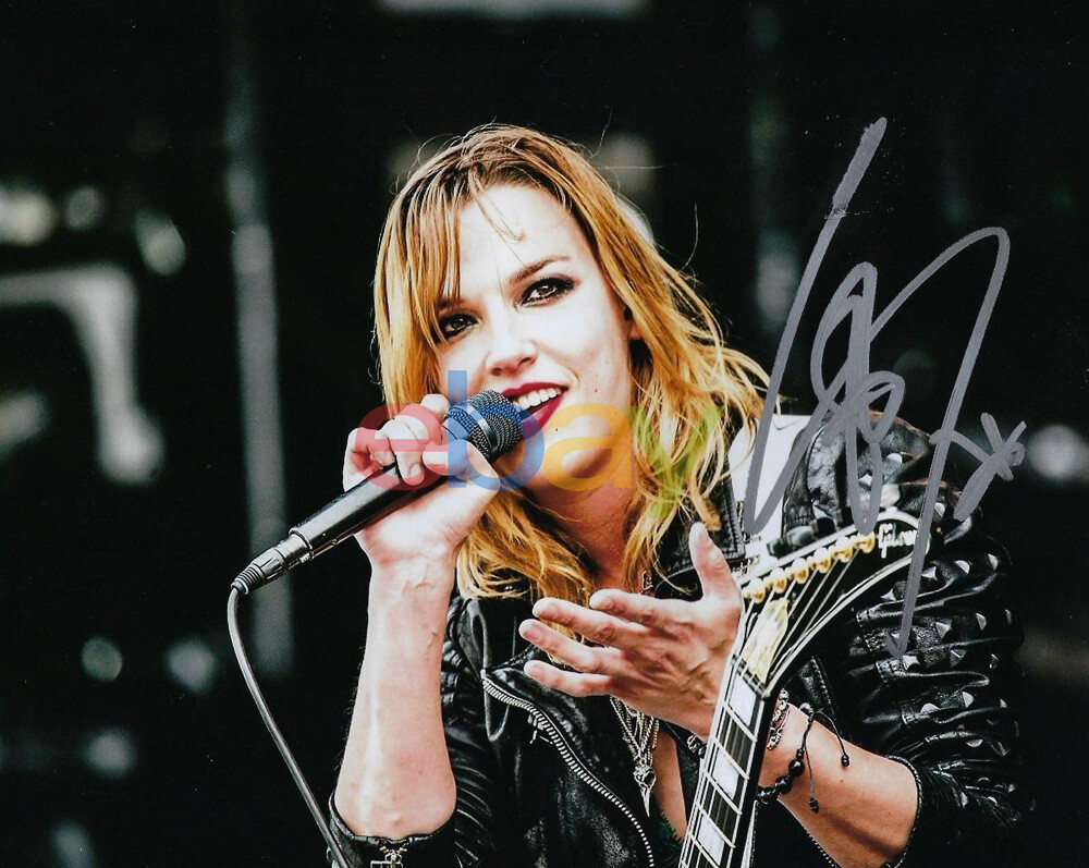 Lzzy Hale Back Tattoos More Then Awesome Lzzy Hale Halestorm Look