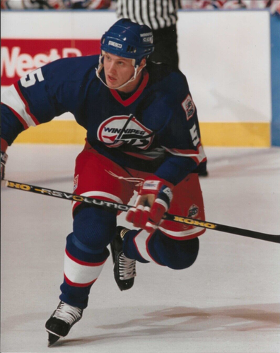 WINNIPEG JETS - DERON QUINT - Officially Licensed 8x10 Photo | eBay