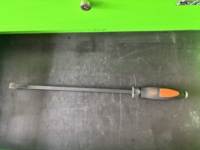 Matco Tools PBO25C 25" Angled Tip Striking Handle Pry Bar Orange ...