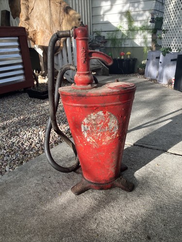 Vintage Mobillube Mobil Oil Aro Gas Station Gear Oil Pump Mancave ...