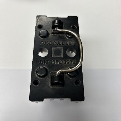 Fuse Blocks & Holders - Pull Out Fuse Holder