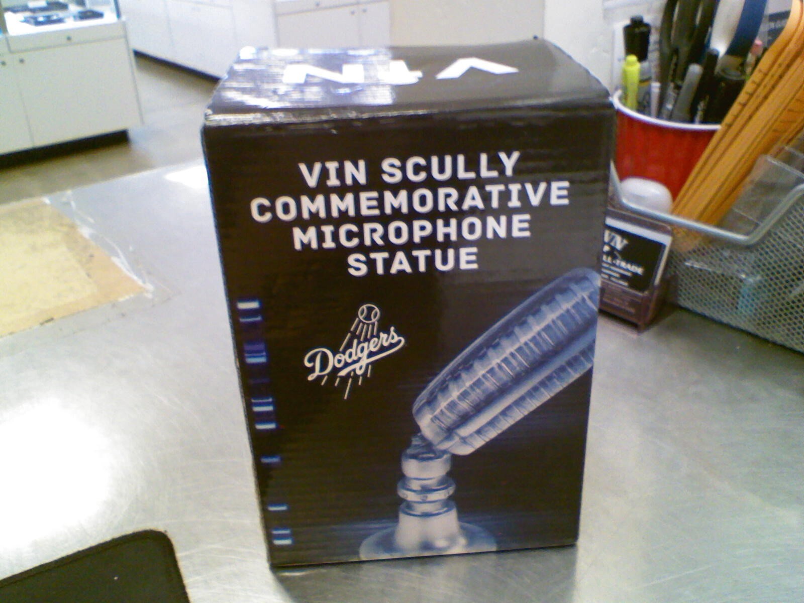 2017 LOS ANGELES DODGERS VIN SCULLY Commemorative MICROPHONE STATUE | eBay