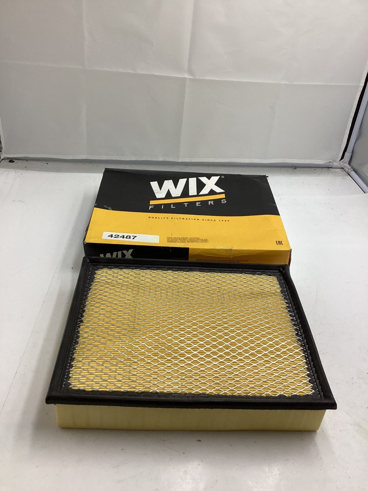 WIX 42487 - Air filter cross reference