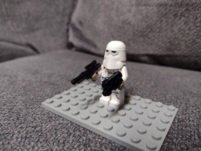Lego Star Wars Snowtrooper With Short Barrel Laster Blaster ...