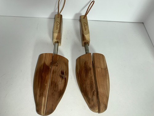 Clarks Wooden Shoe Stretch Shapers Self Adjusting Shoe Form With Loops ...