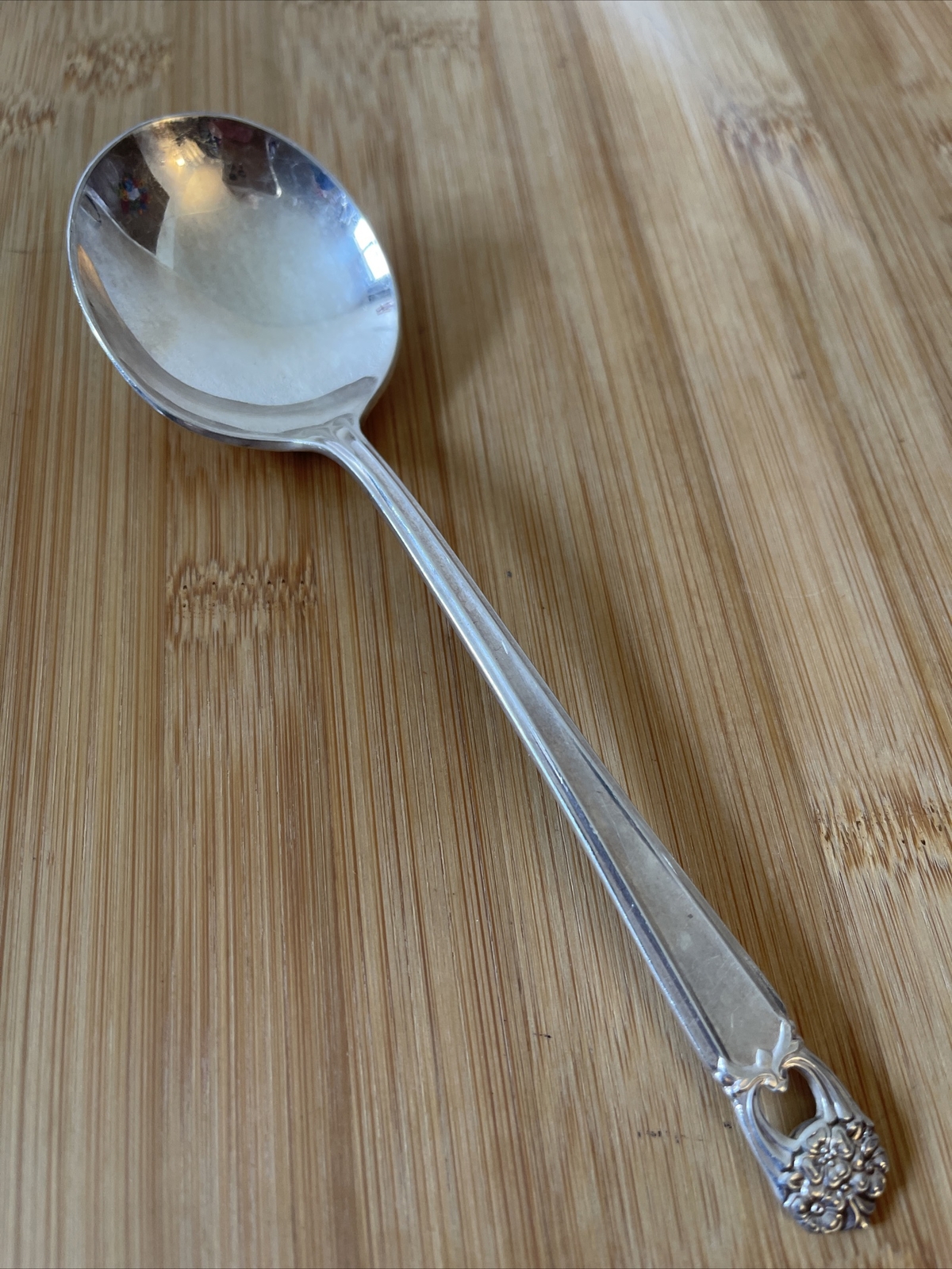 1847 Rogers Bros IS Silverplate Pierced ETERNALLY YOURS Round Gumbo ...