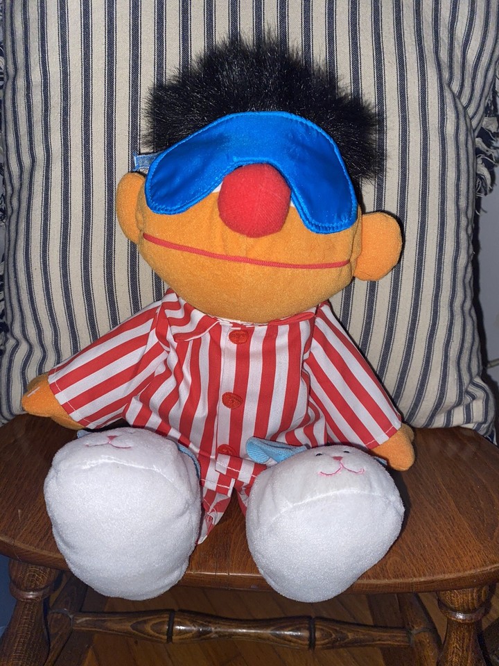 Sesame Street~Sleep And Snore~Ernie Talking & Singing Doll~Tyco~1996 ...