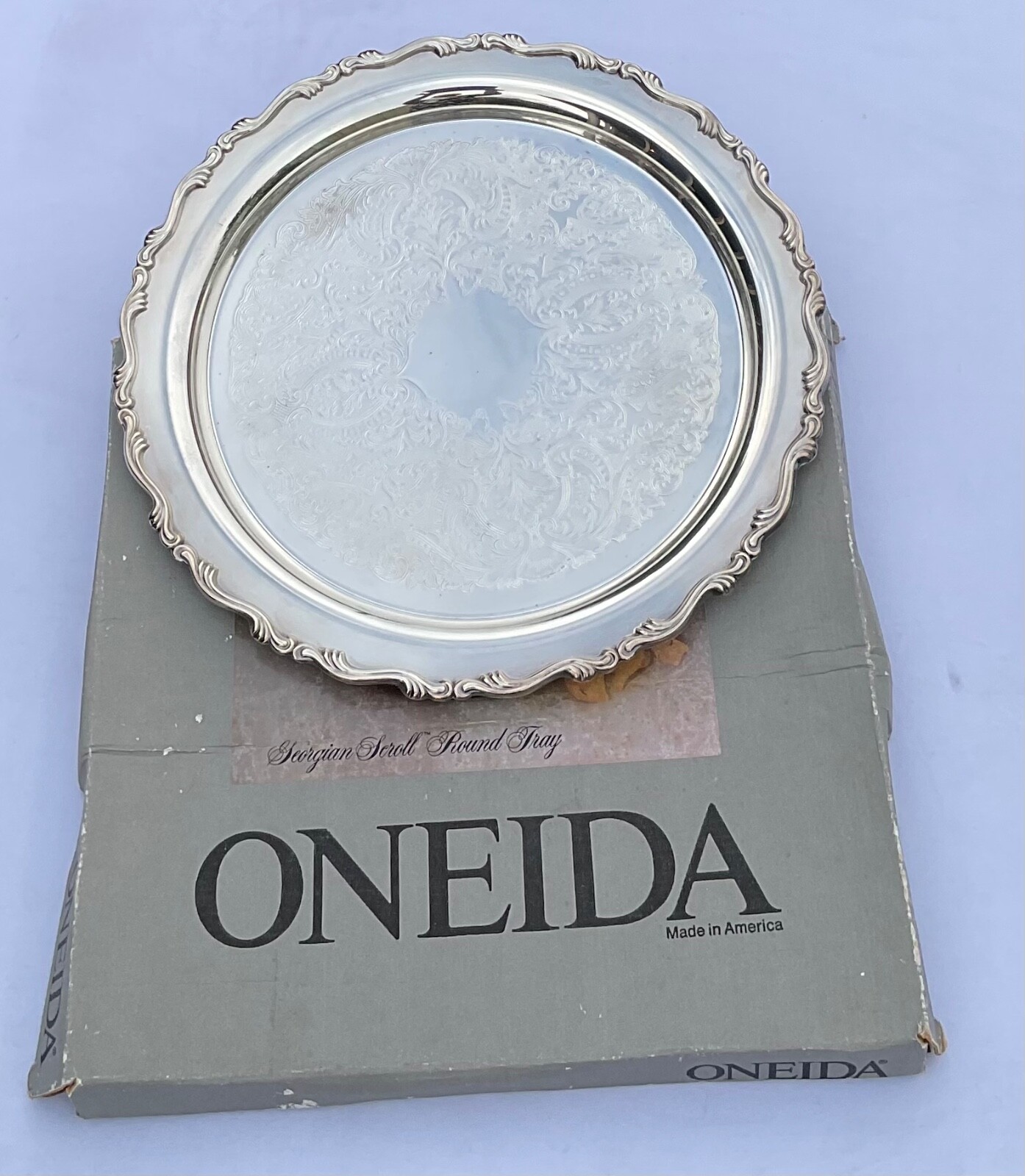 1987 ONEIDA Ltd. Silverplate "GEORGIAN SCROLL" Round Tray 12 1/2" W/box ...