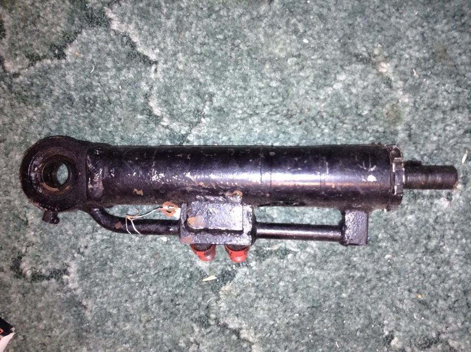 TX17108 - Is A New Original Steering Cylinder for a Long 2610, 2610SD ...