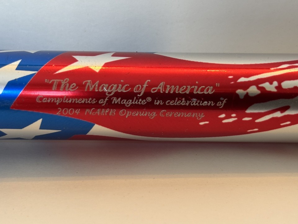 Mini Maglite LED Flashlight Flag-Lite 2004 NHAB Edition ENGRAVED RARE ...