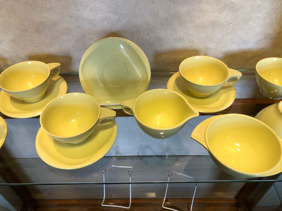 Vintage Boontonware Melamine Melmac Yellow Dish 16 Piece Set Circa ...