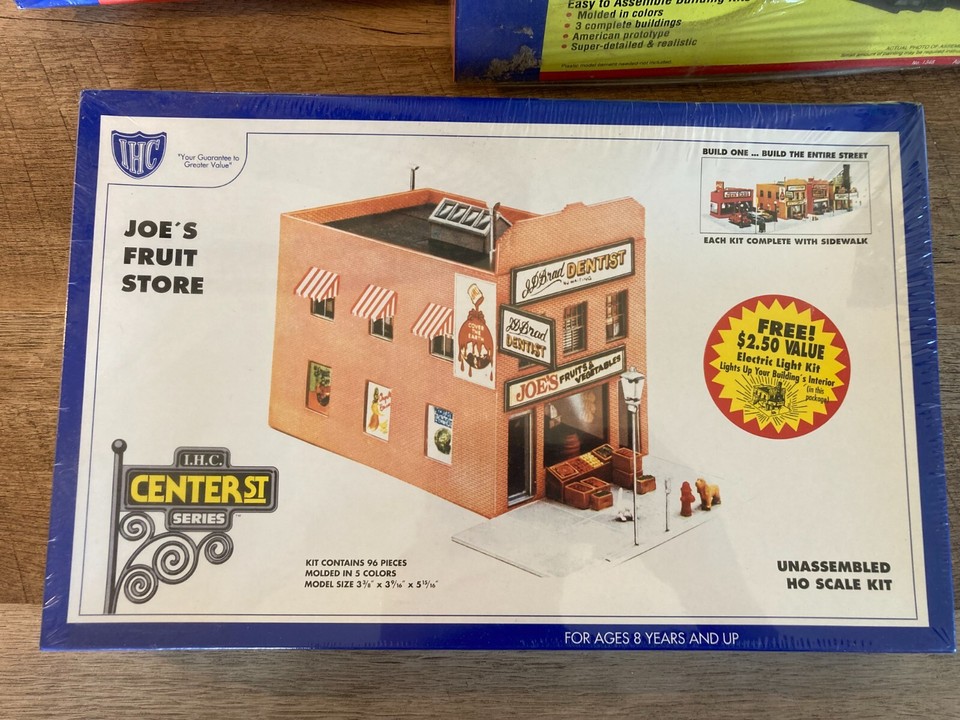 Lot of 3 HO Scale NEW & SEALED Building Kits Life-like Trains & IHC ...