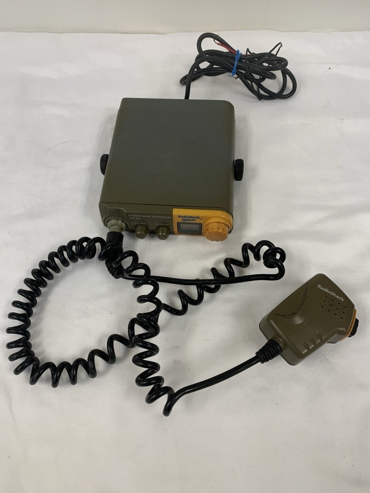 Vintage Radio Shack Citizens Band Transceiver CB Radio Model TRC-442 ...
