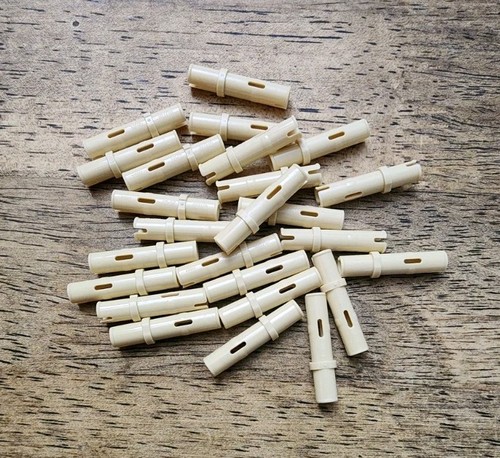 LEGO Technic Tan, Pin 3L without Friction Ridges QTY 25 Part No. 32556 ...