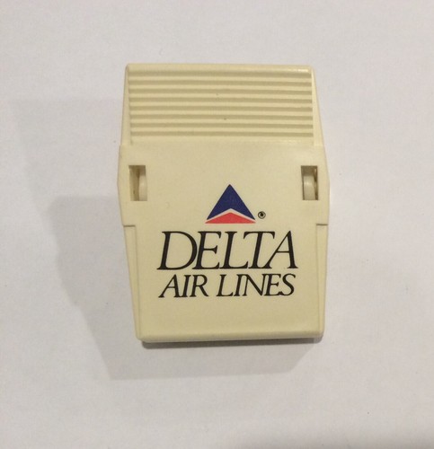 Delta Airlines Paper Clip Hard Plastic Fridge Magnet | eBay