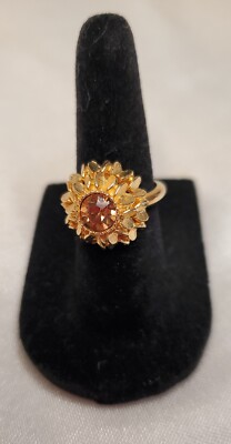 Vintage Avon Gold Plated Adjustable Flower Ring With Topaz Rhinestone ...