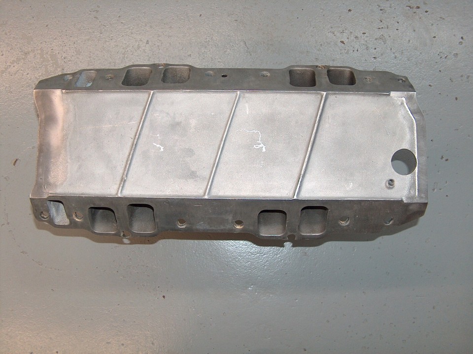 Vintage Edelbrock BB Chevy 2x4 Tunnel Ram Intake Manifold UR2X Chipped ...