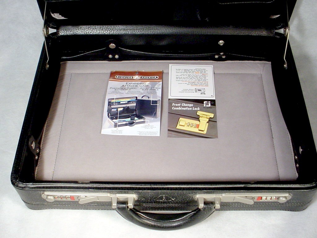 New EXPANDING ATTACHE CASE Avenues America BRIEFCASE Locking LEATHER ...