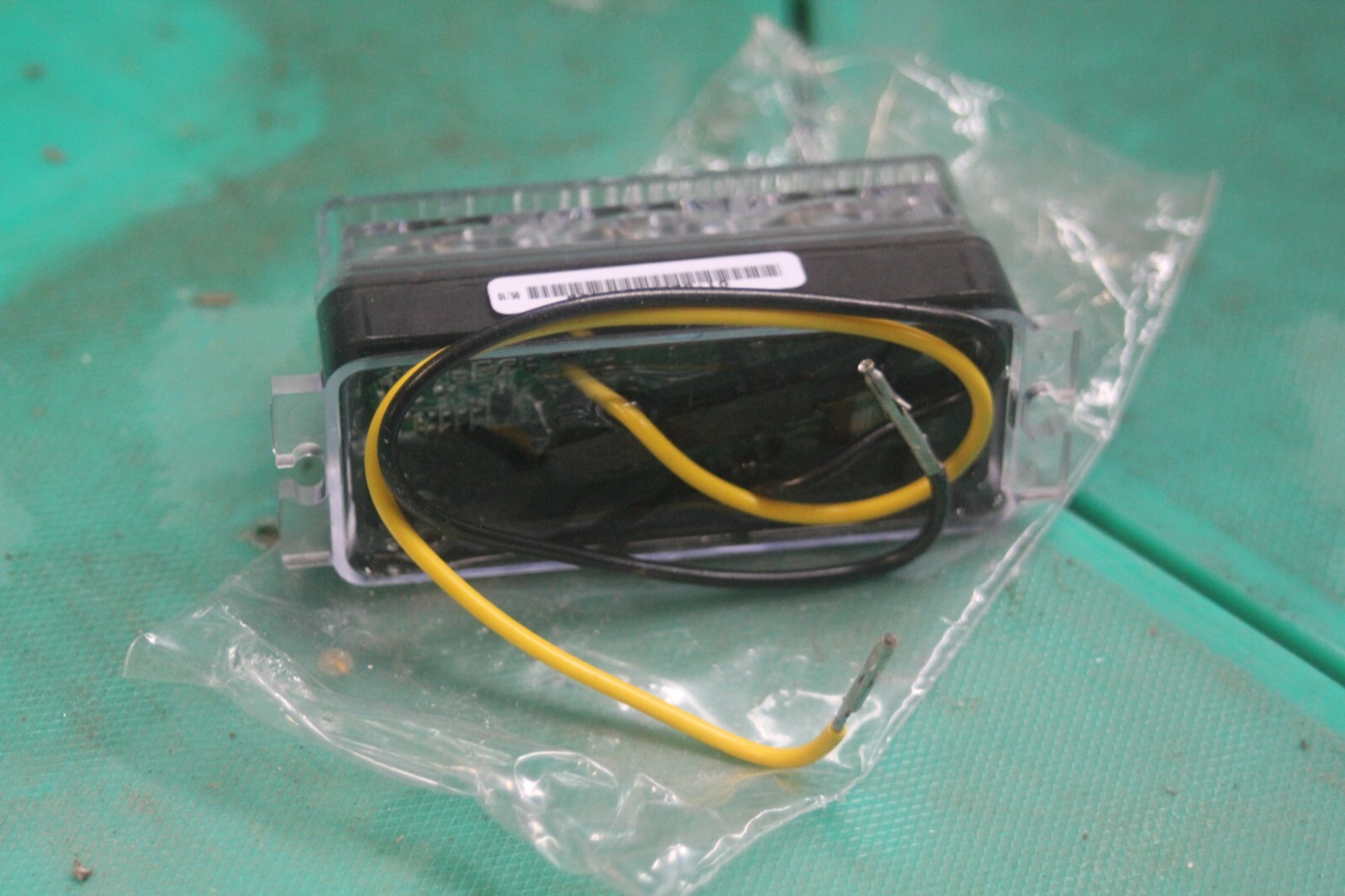 Whelen Tir3 LED Steady Amber Light 01-026B494-12B | eBay