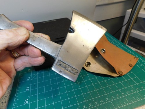 Vtg. 1lb 6.8oz Steel Handle w/Rubber Grip Hatchet Unmarked Drop Forged ...