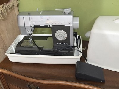 Singer CG-550 Sewing Machine Silver & Gray W/ Case High Quality TESTED ...