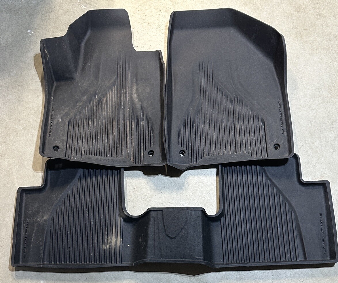 2019-2023 Jeep Cherokee Rubber Slush Floor May Set OEM 82214855AB | eBay