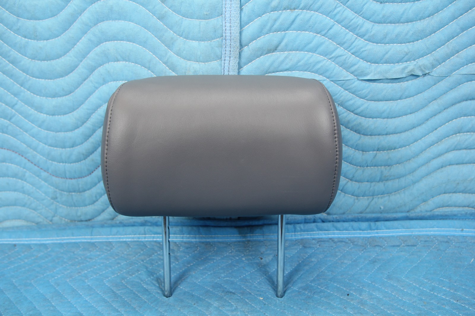 Lexus LS400 Rear Seat RH or LH Headrest 71940-50220 Gray:LF15 1998 1999 ...