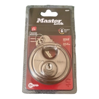 Masterlock 40DPF Padlock for Storage Units Chains Outdoors Weather ...