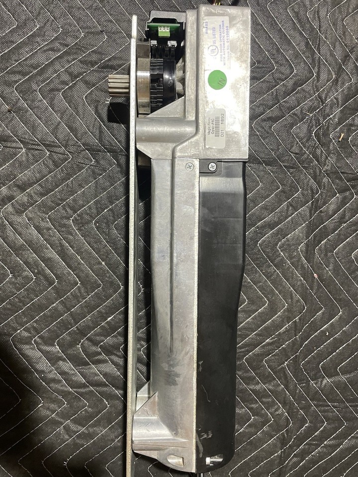Stanley Magic-Force™ Automatic Swing Door Operator R5522 Oper-MC *FOR ...