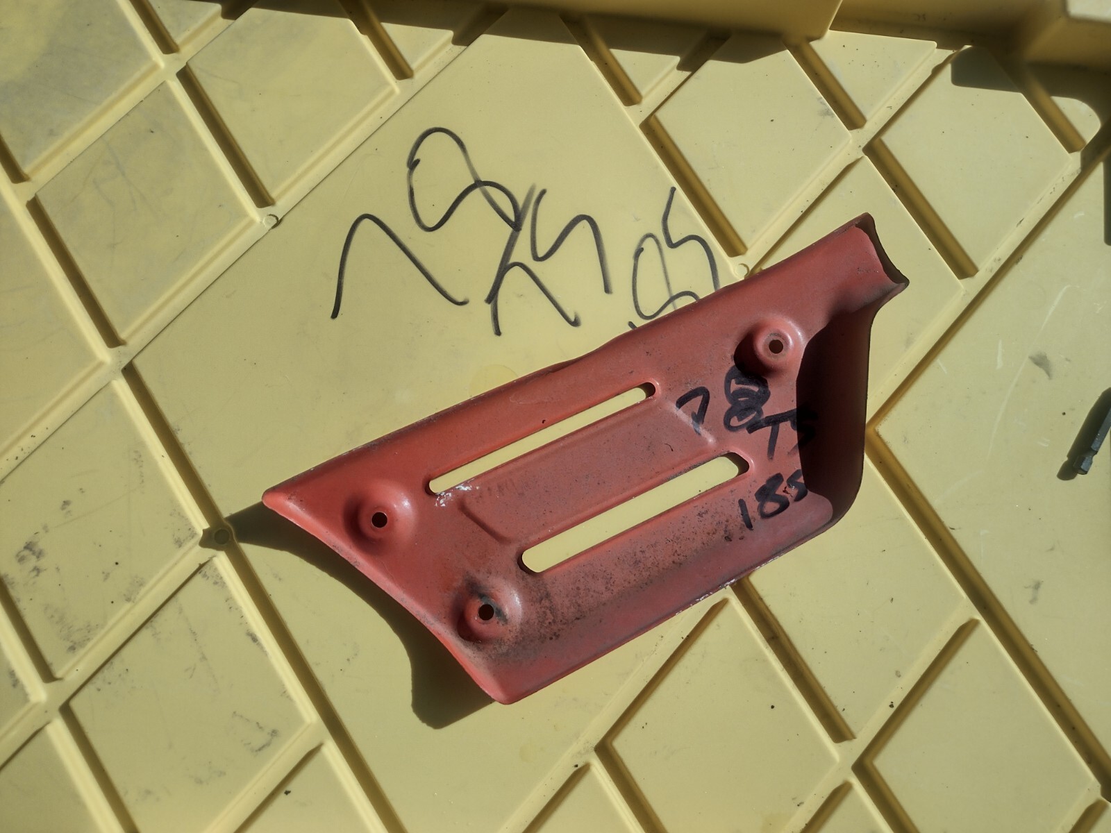 1978 Suzuki Ts185 center Metal Exhaust Heat Shield | eBay