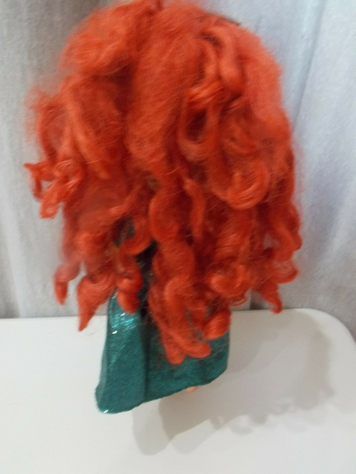 Disney Store Animator Doll 15" Brave Merida Green Sparkly Dress Hair ...