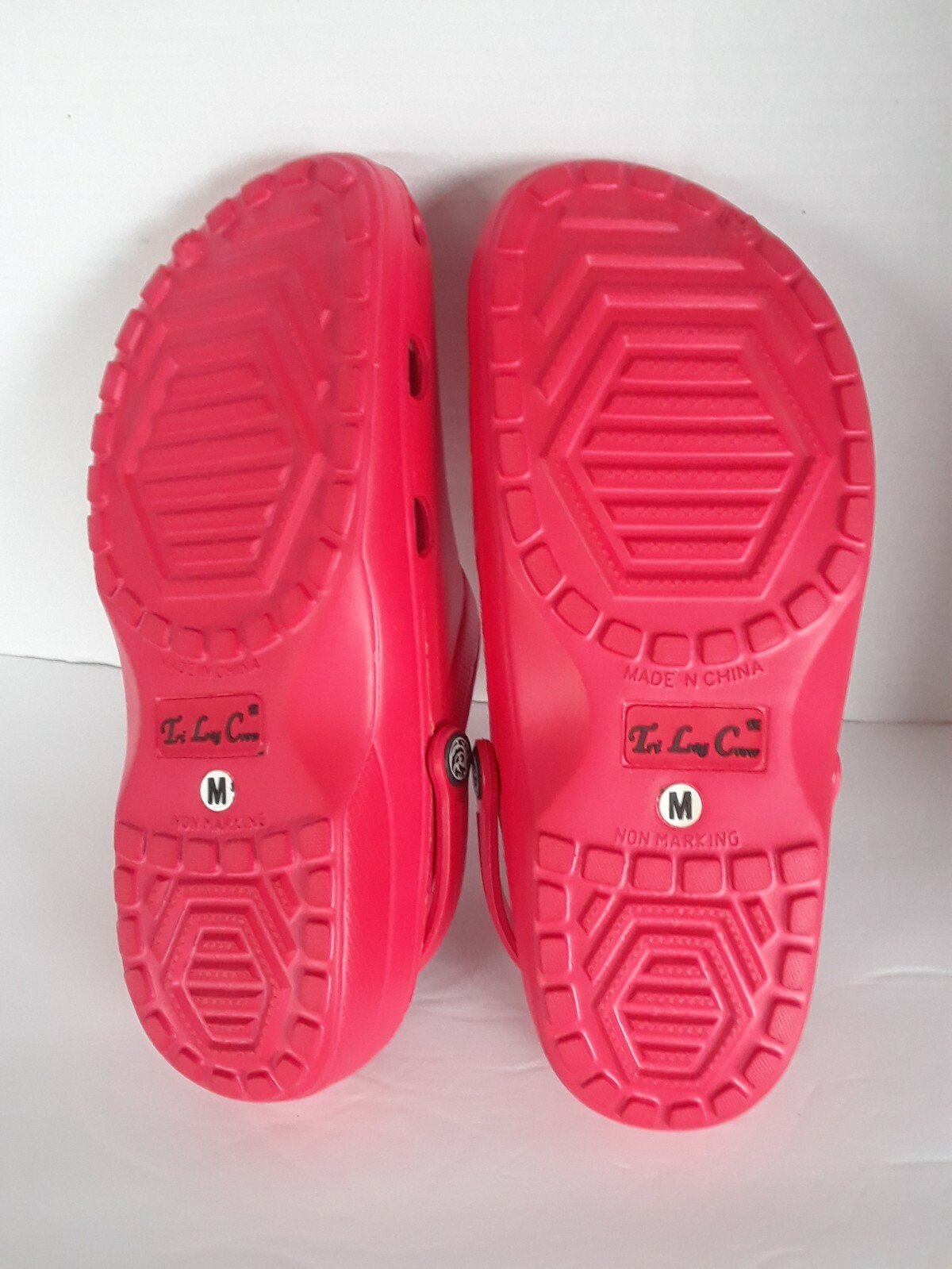 Tri Leg Crow Crocs with Non Marking Sole - Sizes 6-10 still in plastic ...