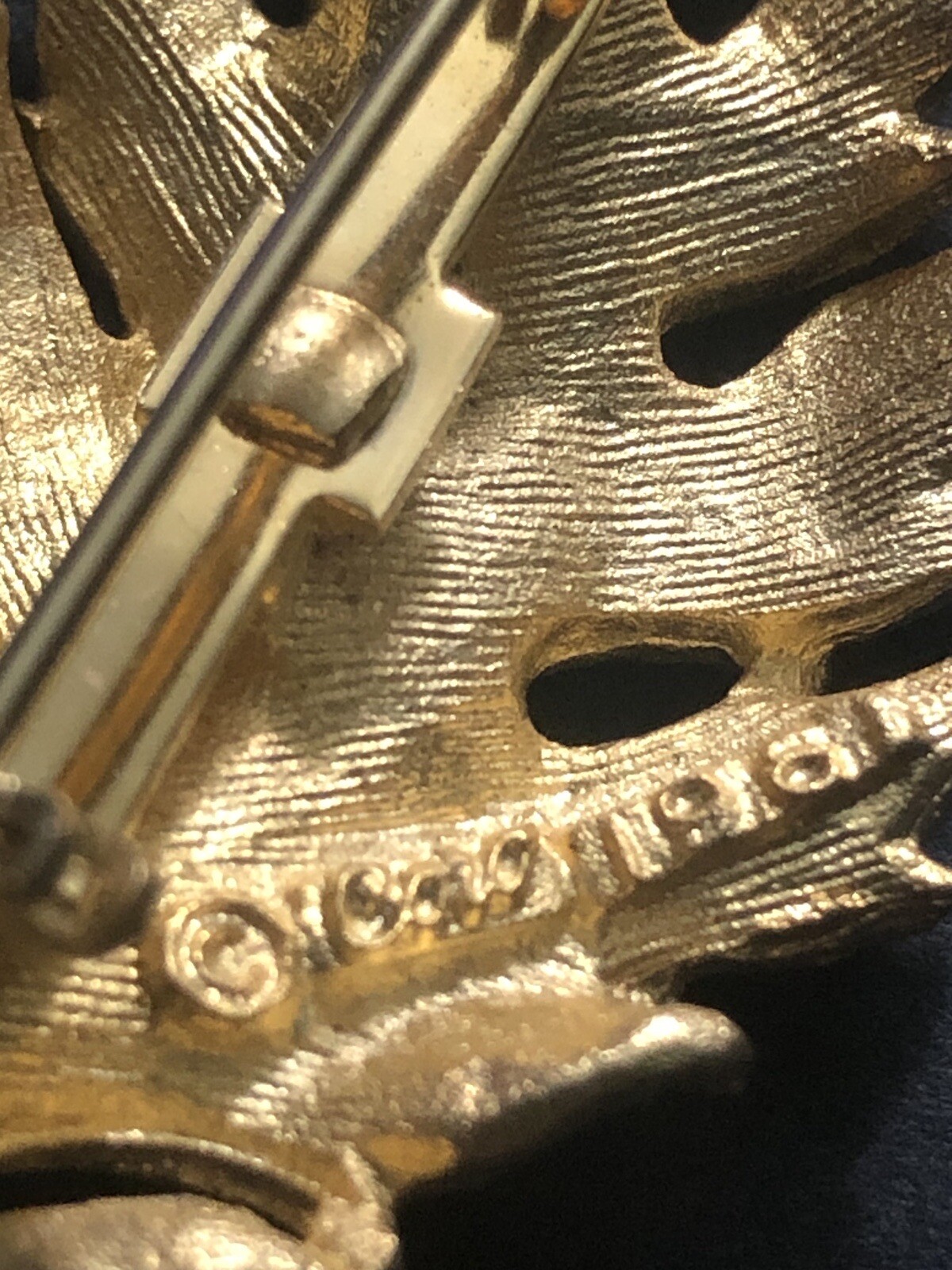 Vintage CORO 1961 Brooch Pin 1960s Gold tone Feather … - Gem