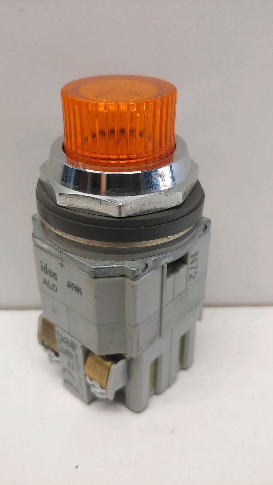 GUARANTEED GOOD! IDEC 30MM AMBER PUSH BUTTON SWITCH ALD221611N-A | eBay