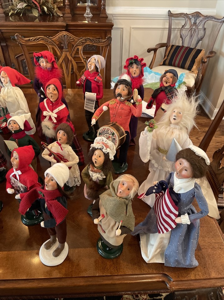 Byers choice ULTIMATE COLLECTION carolers 26 pieces 1980-2004 | eBay