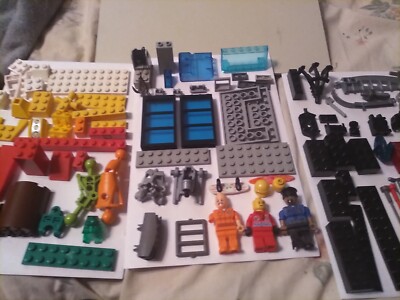 Huge Lot Of Vintage Legos Pieces/Parts From Multiple Sets Multi-Color ...