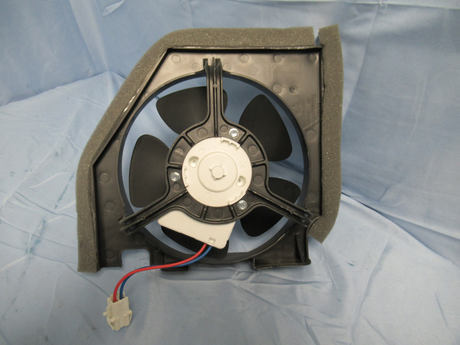 Frigidaire Trio Fridge Condenser Motor Fan Shroud 5304531260 241946106 ...