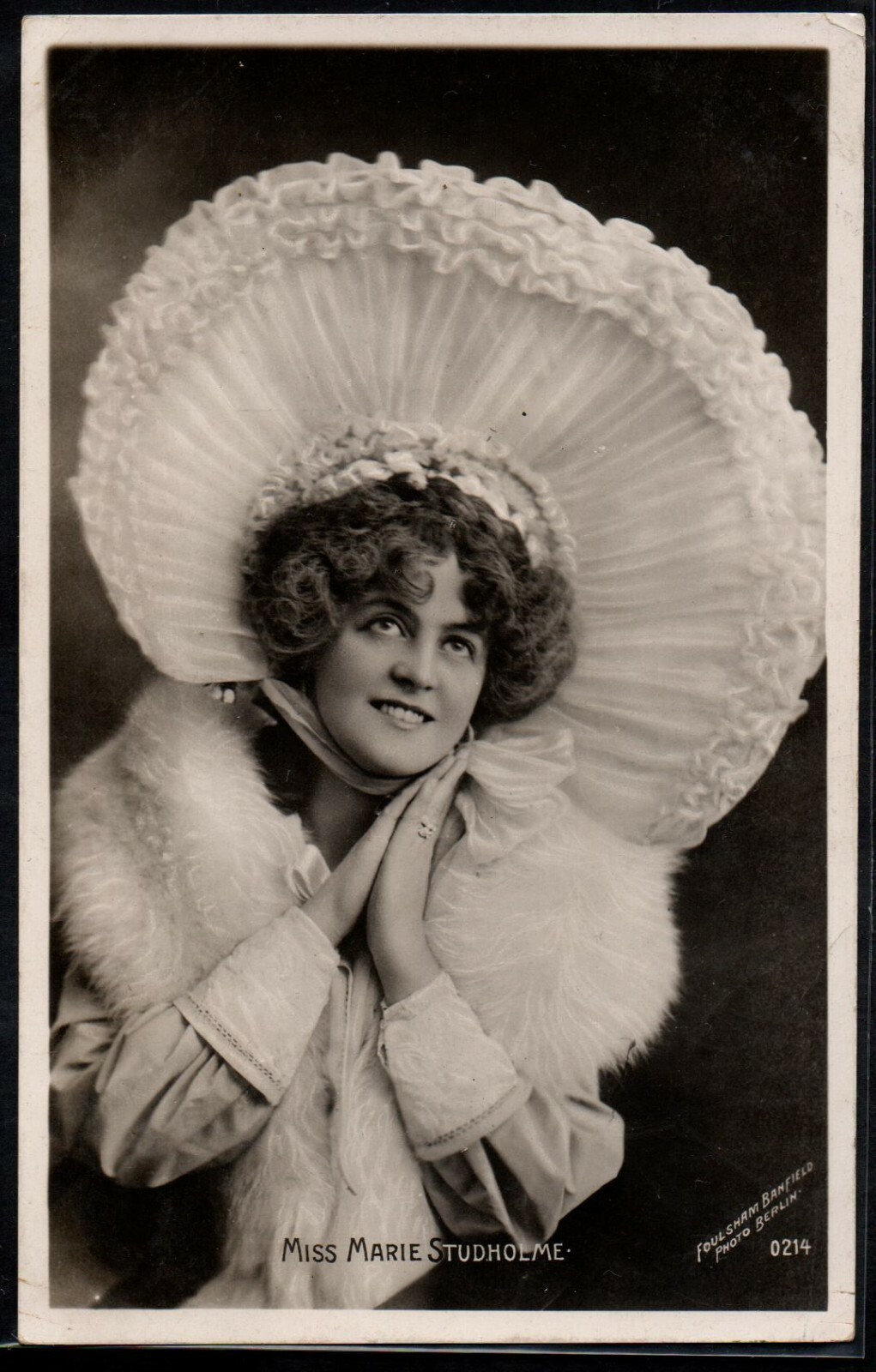 AU144 ARTIST STAGE STAR MARIE STUDHOLME Very Large HAT Tinted PHOTO pc ...