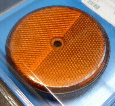 A Pair Of Circular Rear Tractor / Trailer Reflectors In ORANGE 85mm ...
