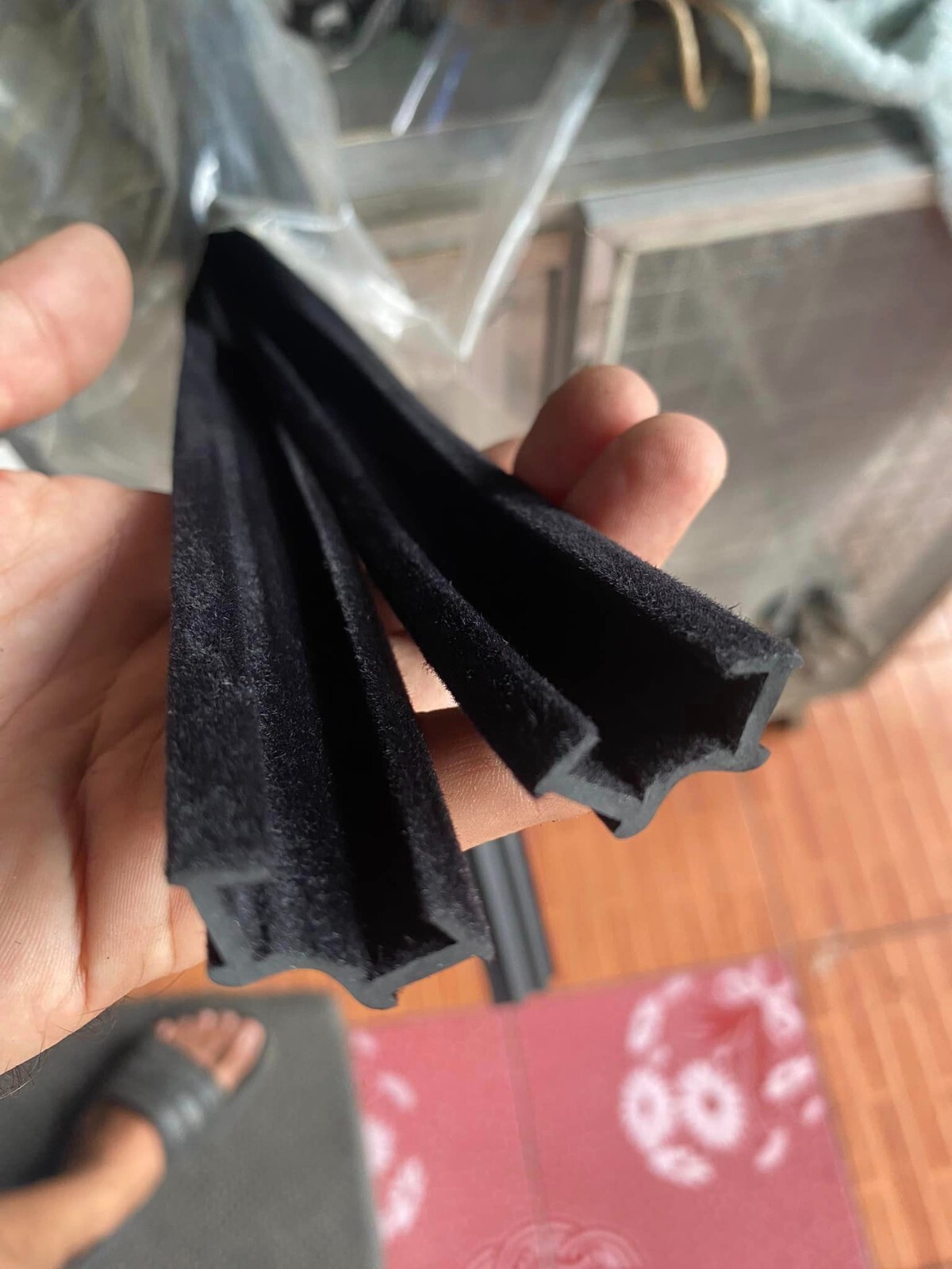 DATSUN CEDRIC 230 GLORIA 240C 260C SEDAN WINDOW DOOR GLASS Channel Felt ...